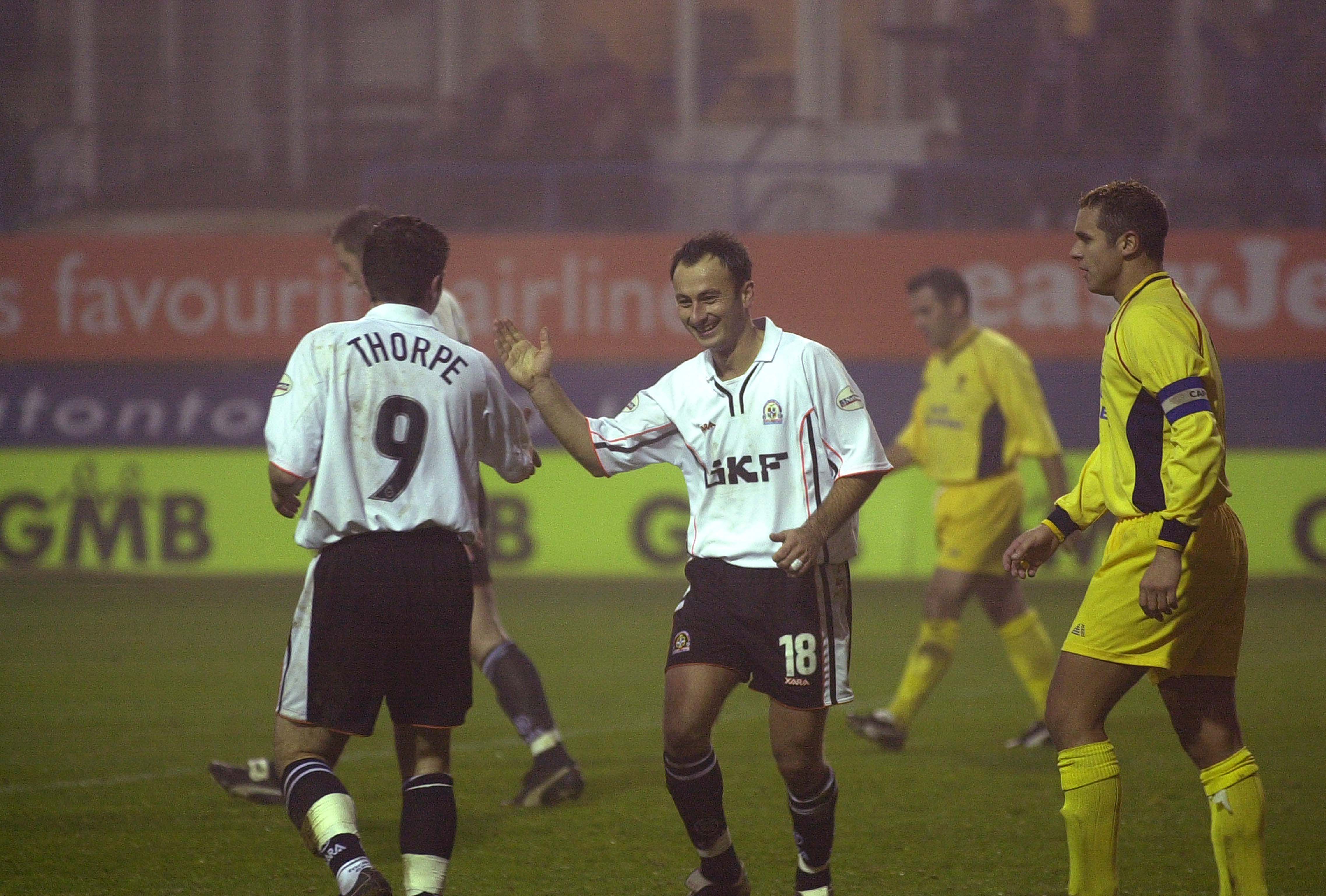 Luton Town FC vs Guiseley (16th Nov 2002) | Hatters Heritage | A ...