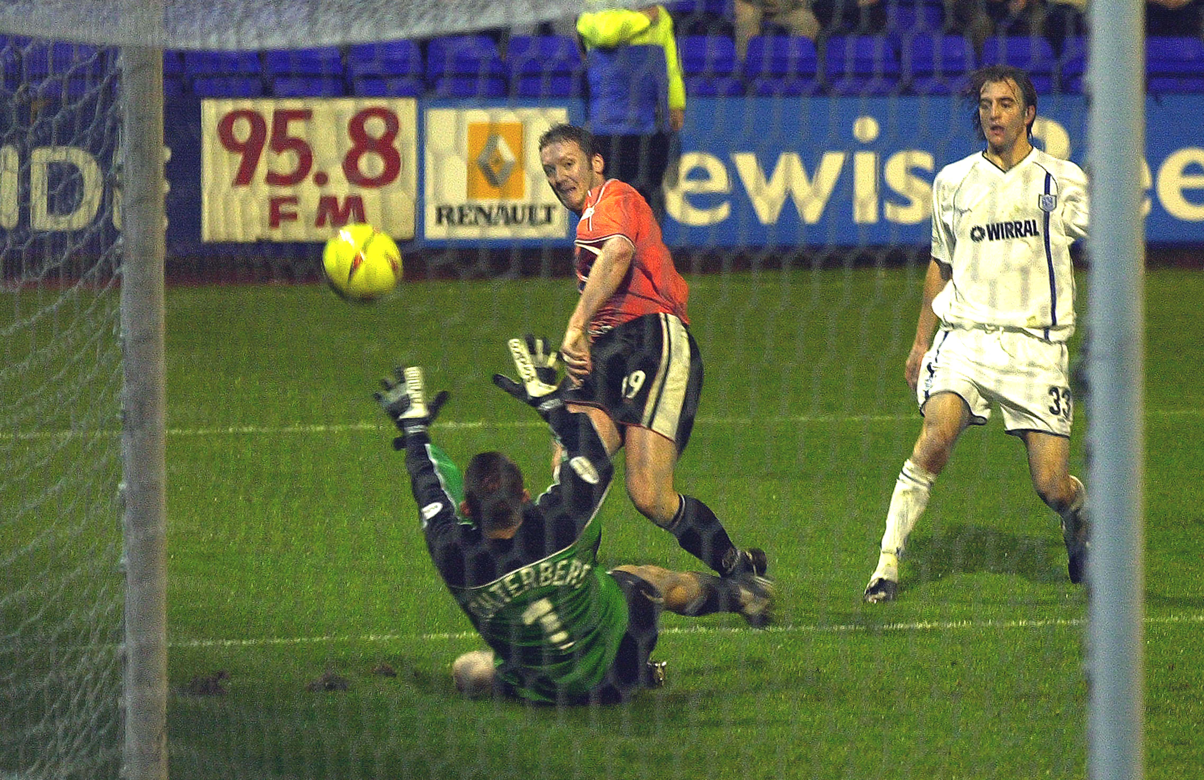 Steven Howard | Hatters Heritage | A History of Luton Town FC