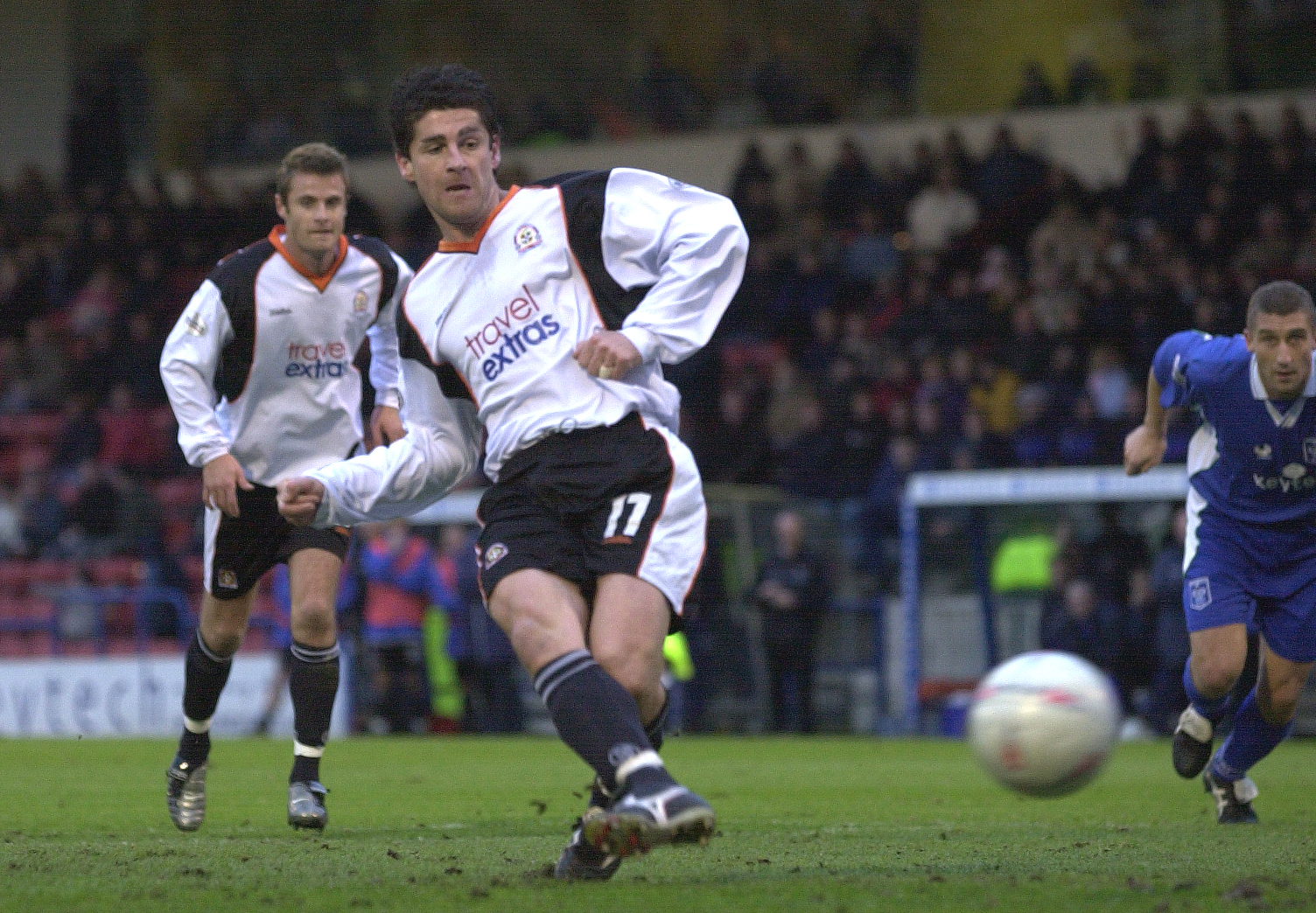 Rochdale vs Luton Town FC (6th Dec 2003) | Hatters Heritage | A History ...