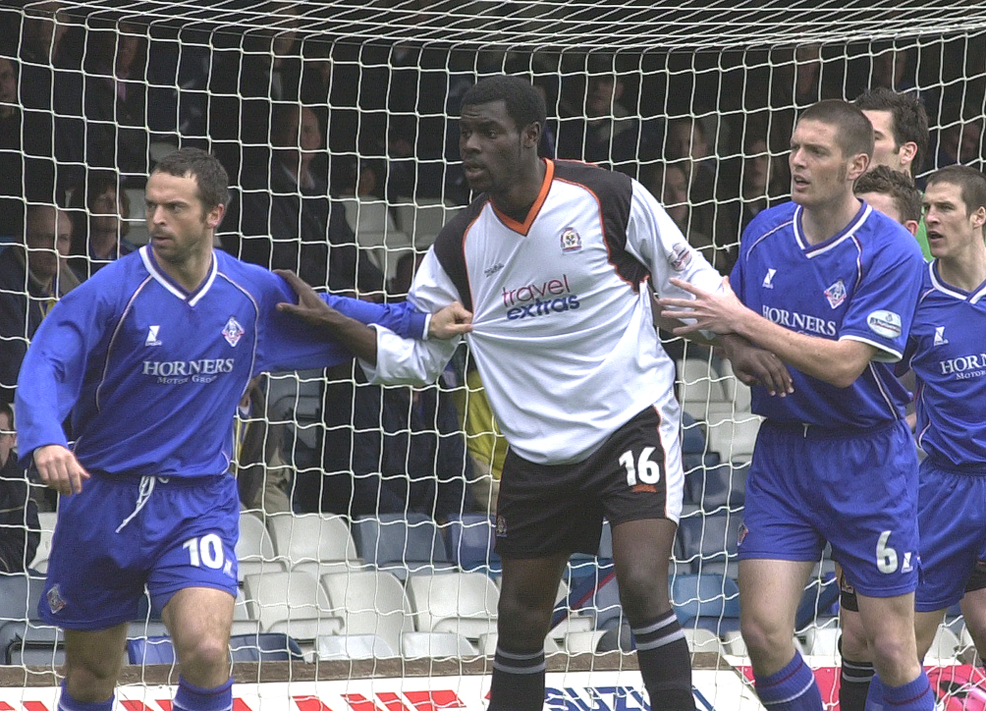 Enoch Showunmi | Hatters Heritage | A History of Luton Town FC