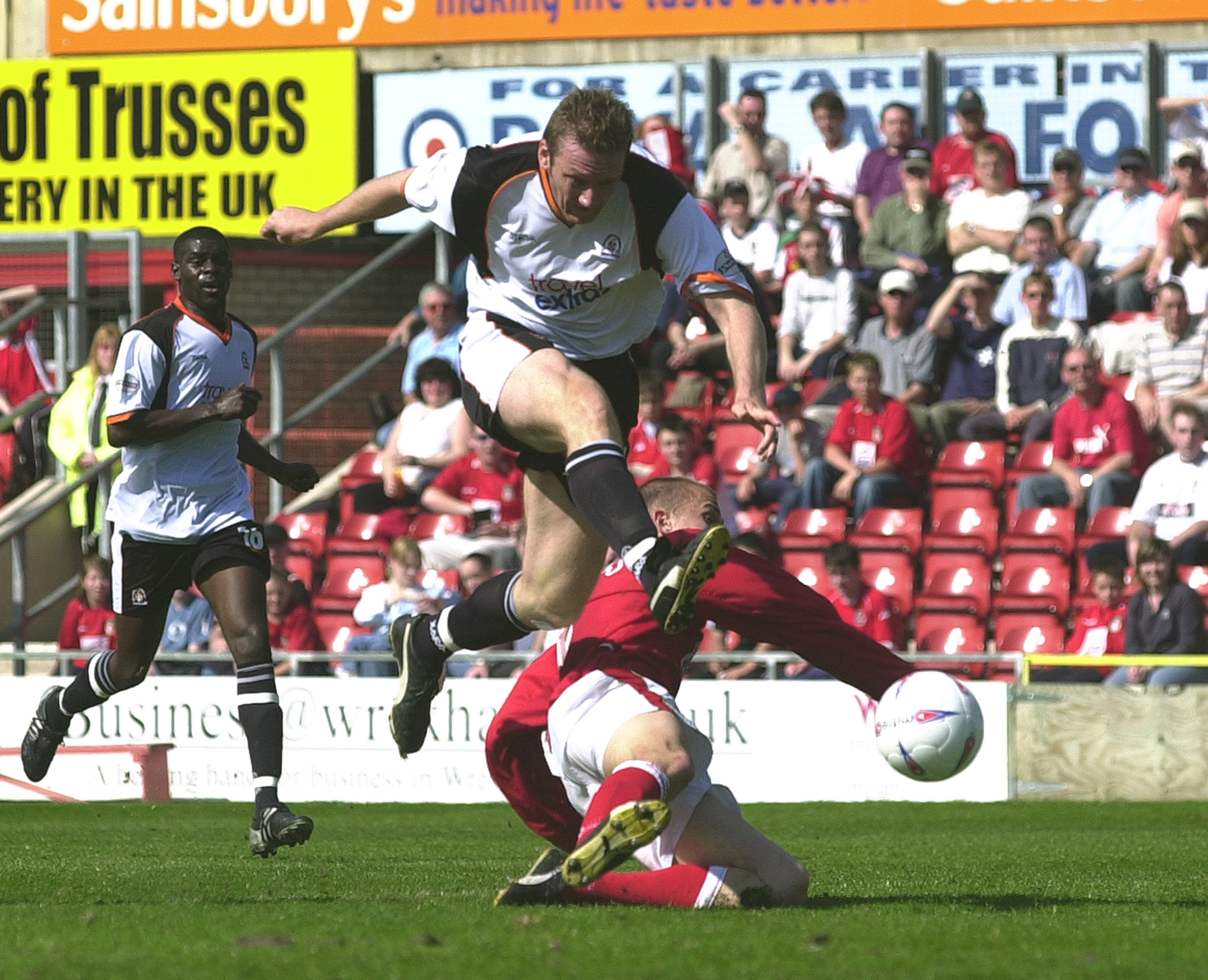 Wrexham vs Luton Town FC (24th Apr 2004) | Hatters Heritage | A History ...