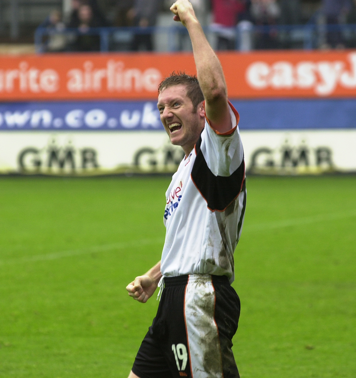 Luton Town FC vs Sheffield Wednesday (1st May 2004) | Hatters Heritage ...