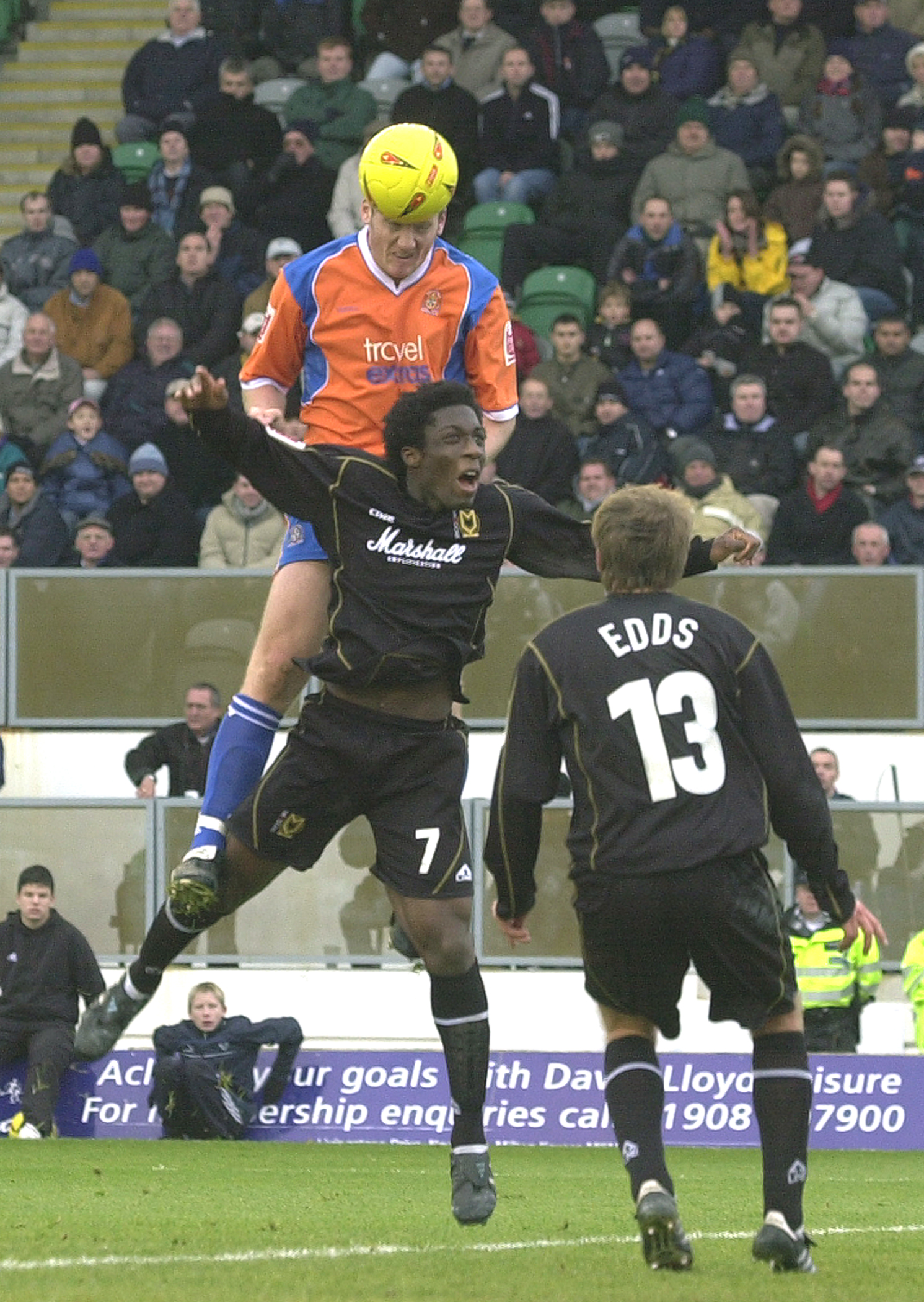 Milton Keynes Dons vs Luton Town FC (20th Nov 2004) | Hatters Heritage ...