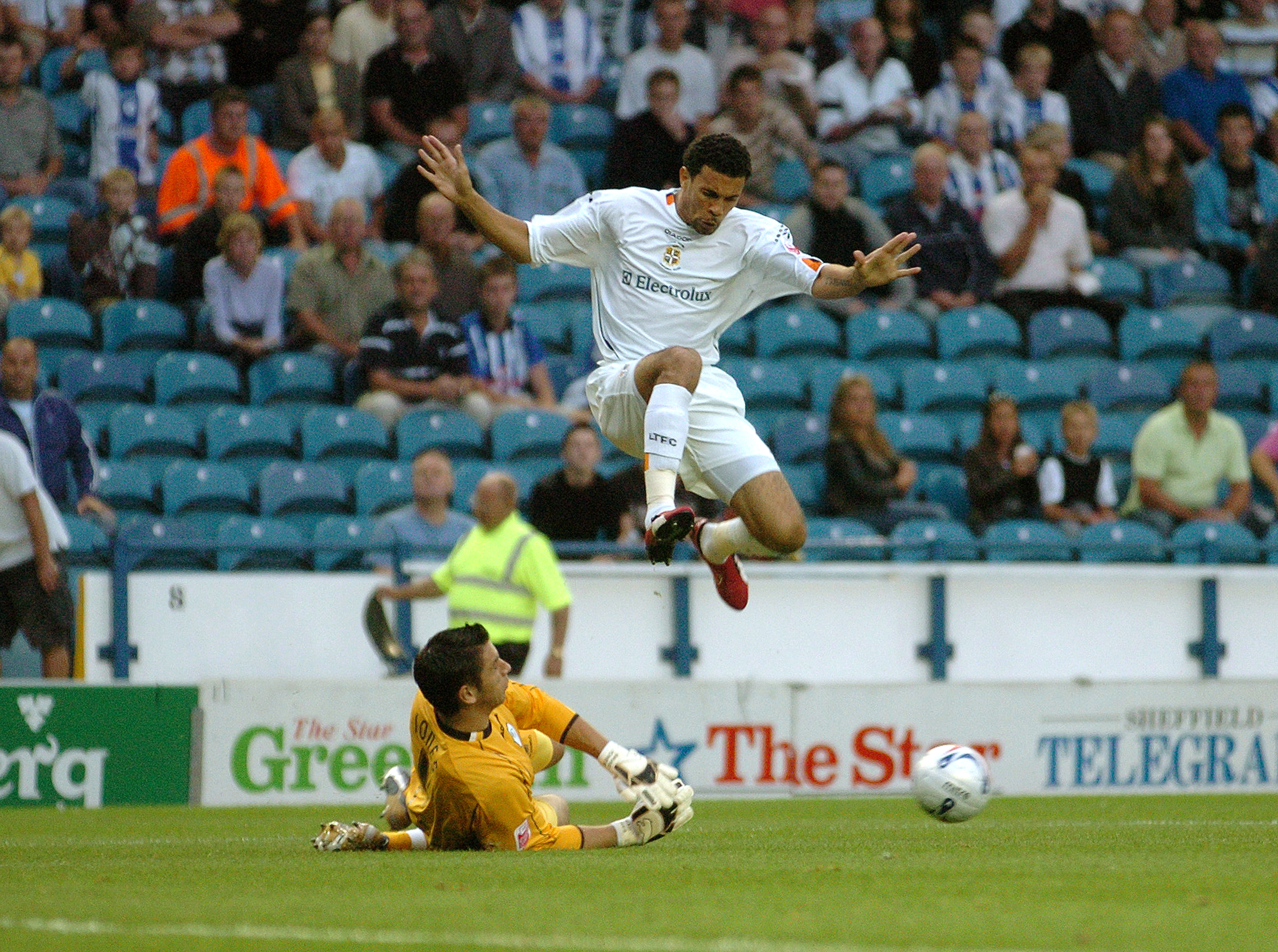 Carlos Edwards | Hatters Heritage | A History of Luton Town FC