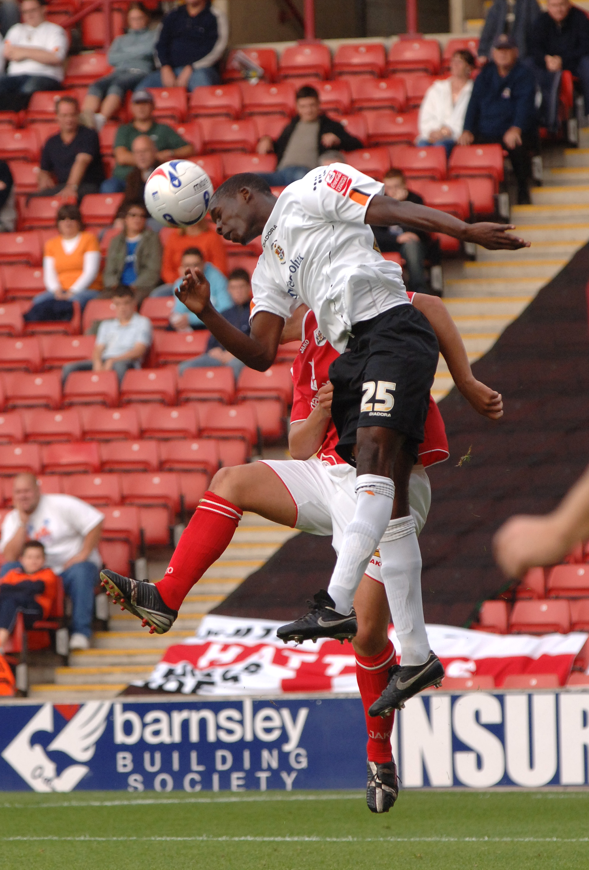 Leon Barnett | Hatters Heritage | A History of Luton Town FC