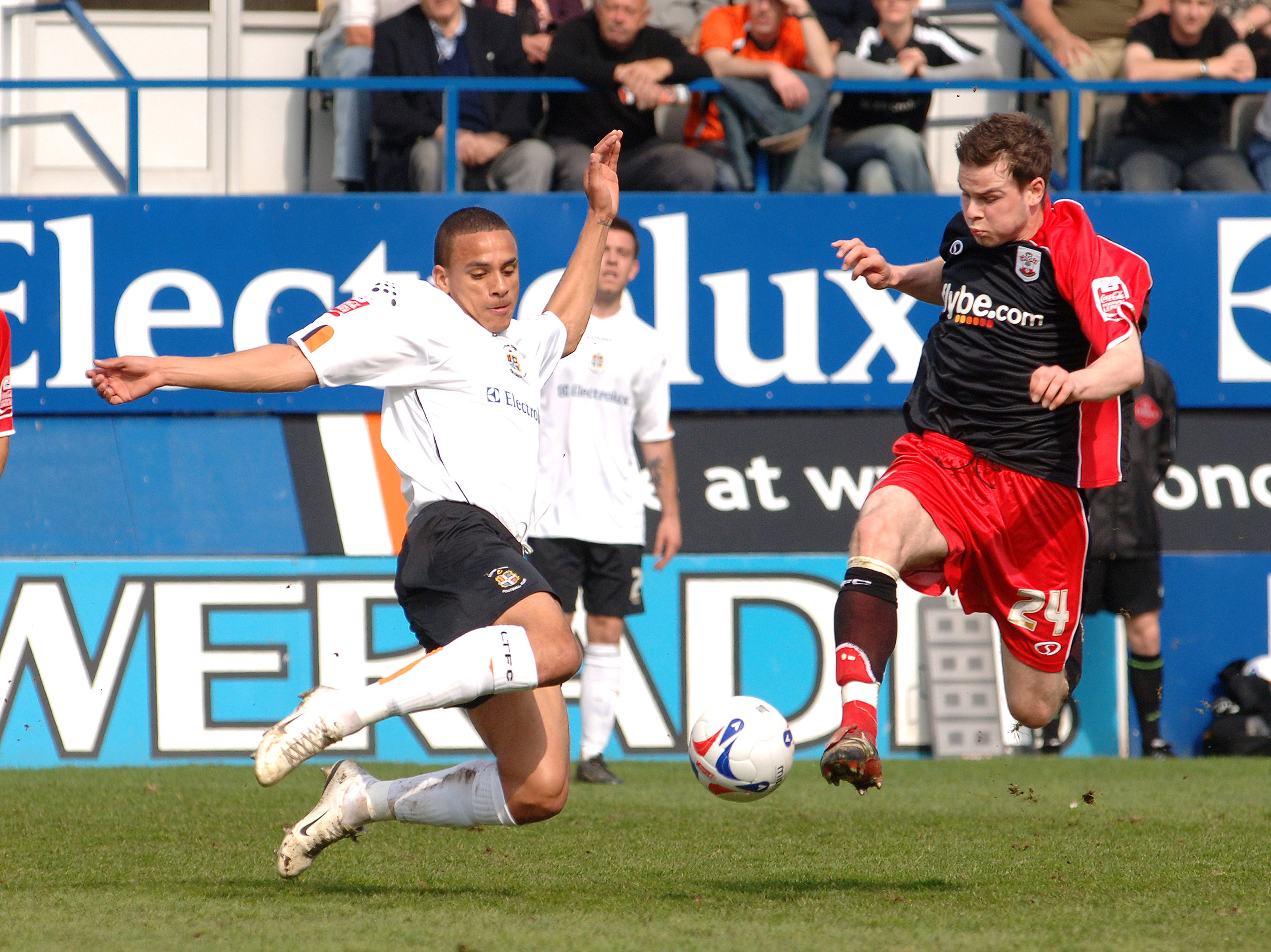 Dean Morgan | Hatters Heritage | A History of Luton Town FC