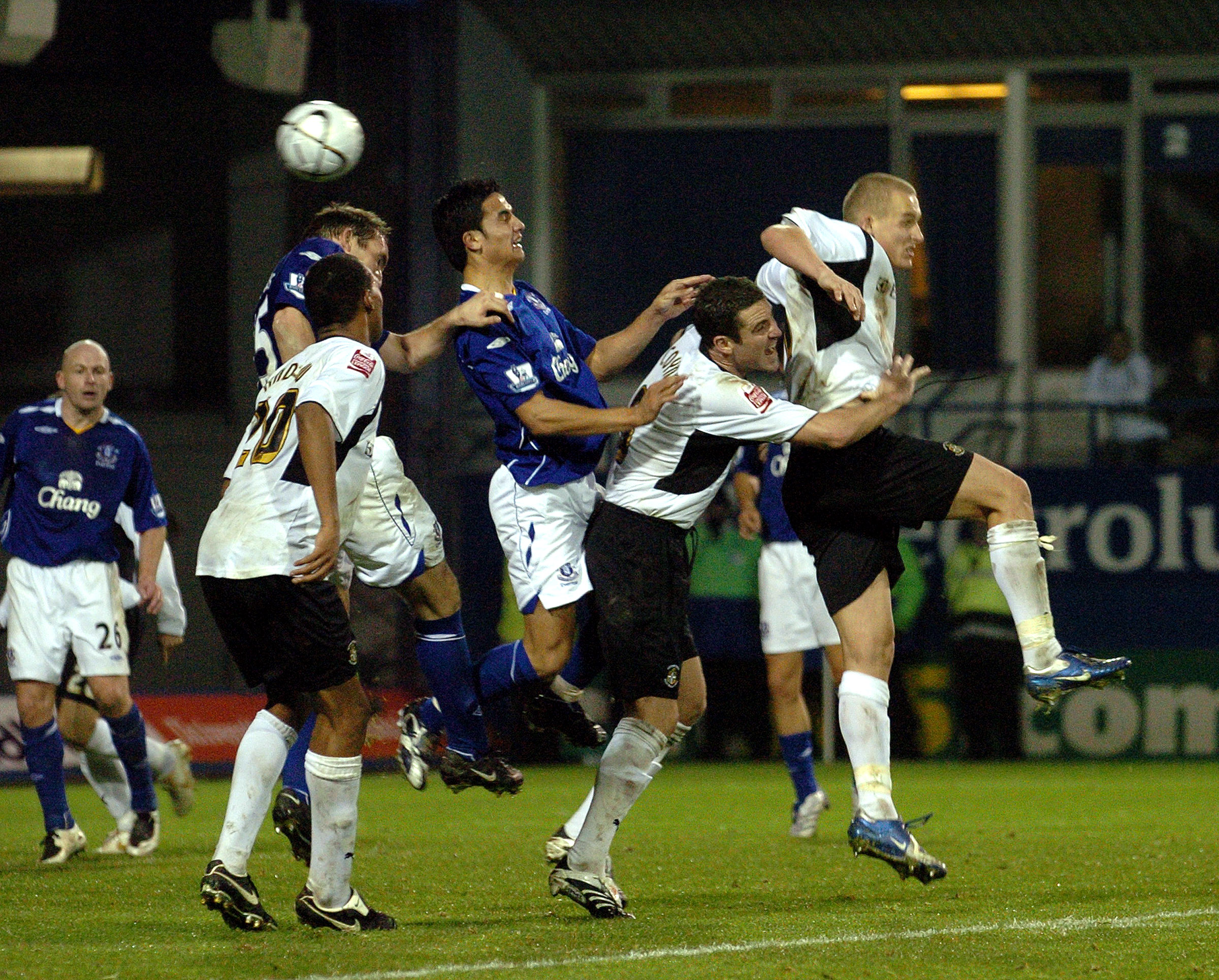 Luton Town FC vs Everton (31st Oct 2007) | Hatters Heritage | A History ...