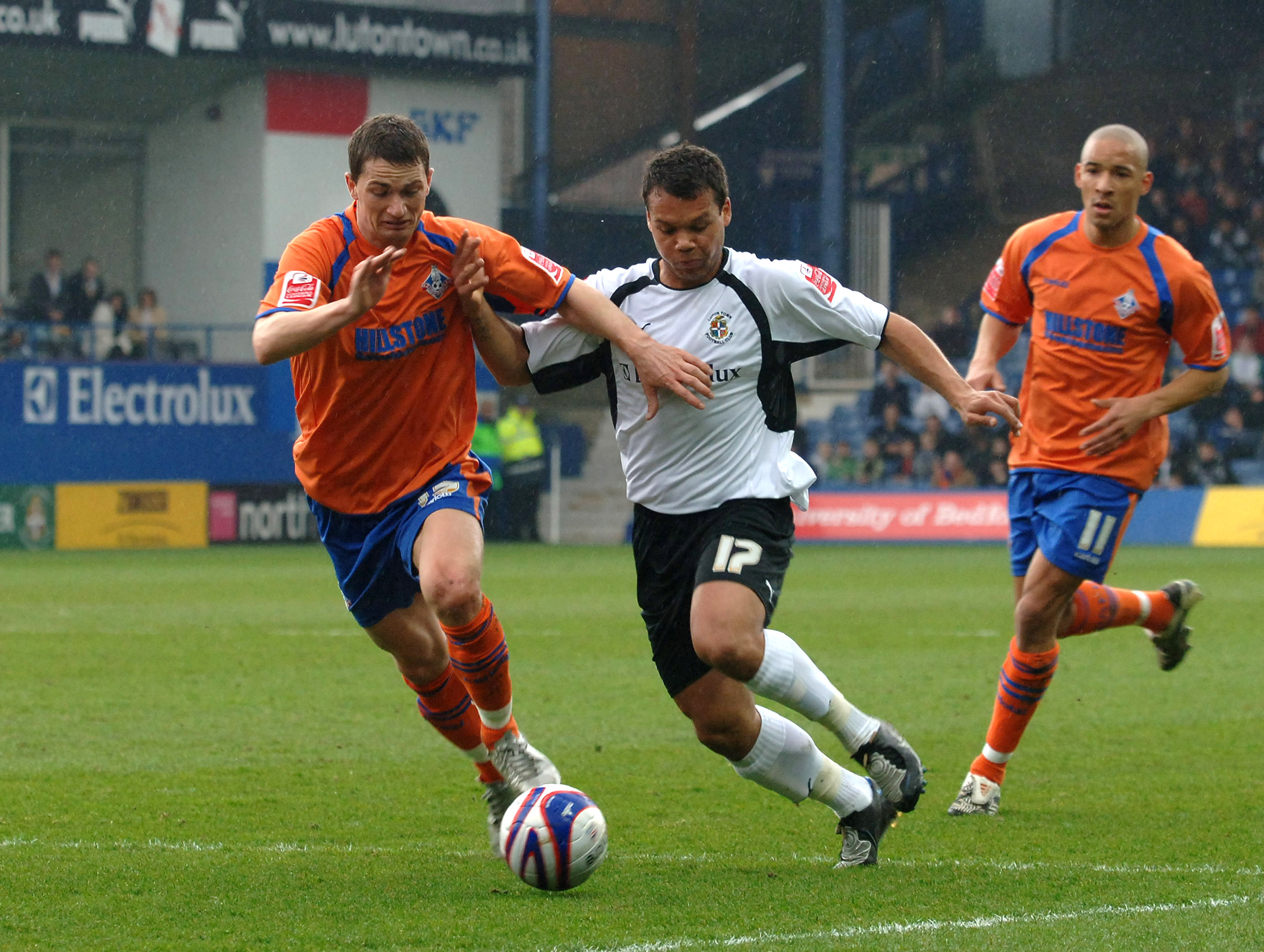 Luton Town FC vs Oldham Athletic (15th Mar 2008) | Hatters Heritage | A ...