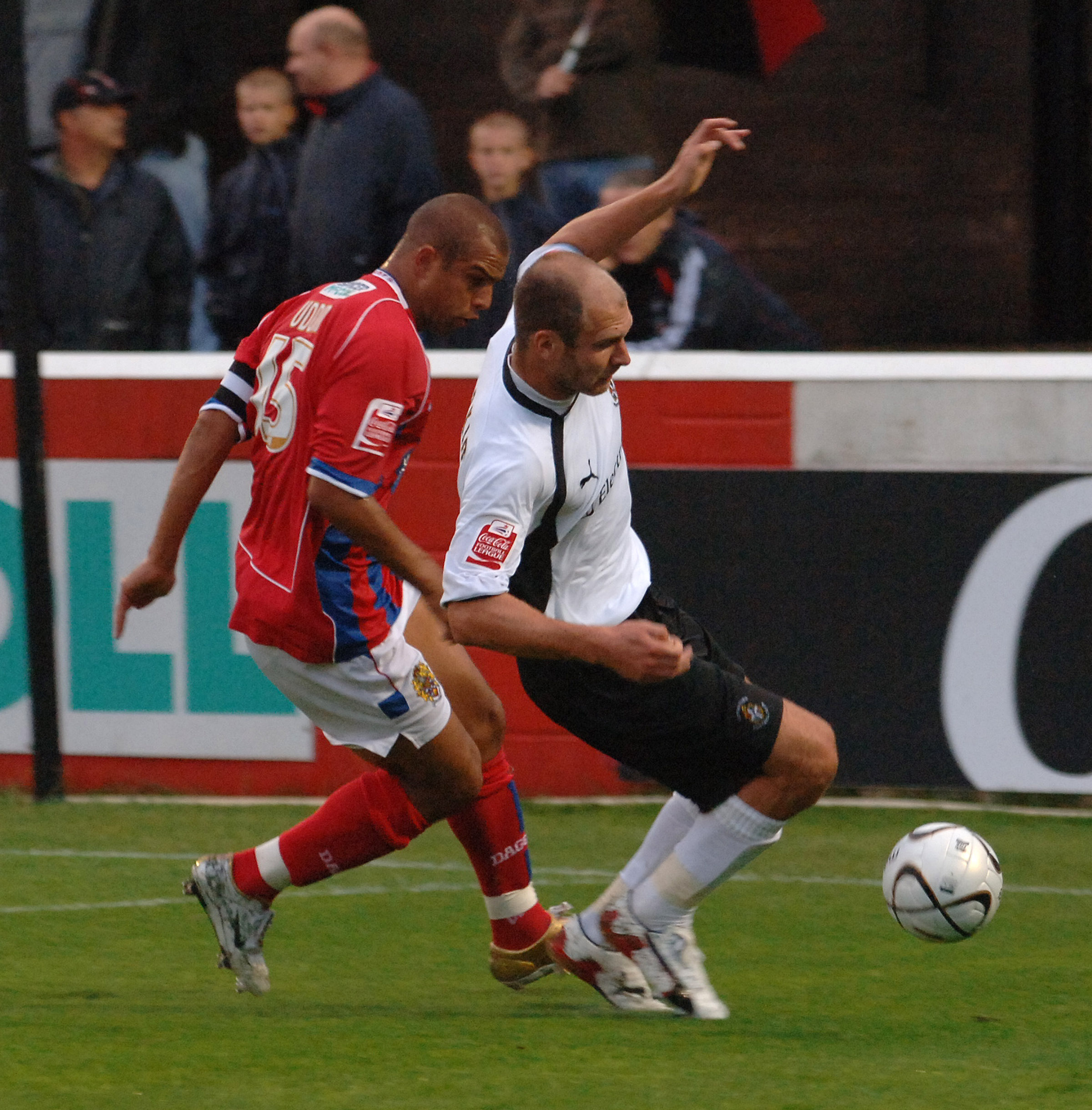 Dagenham & Redbridge vs Luton Town FC (14th Aug 2007) | Hatters ...