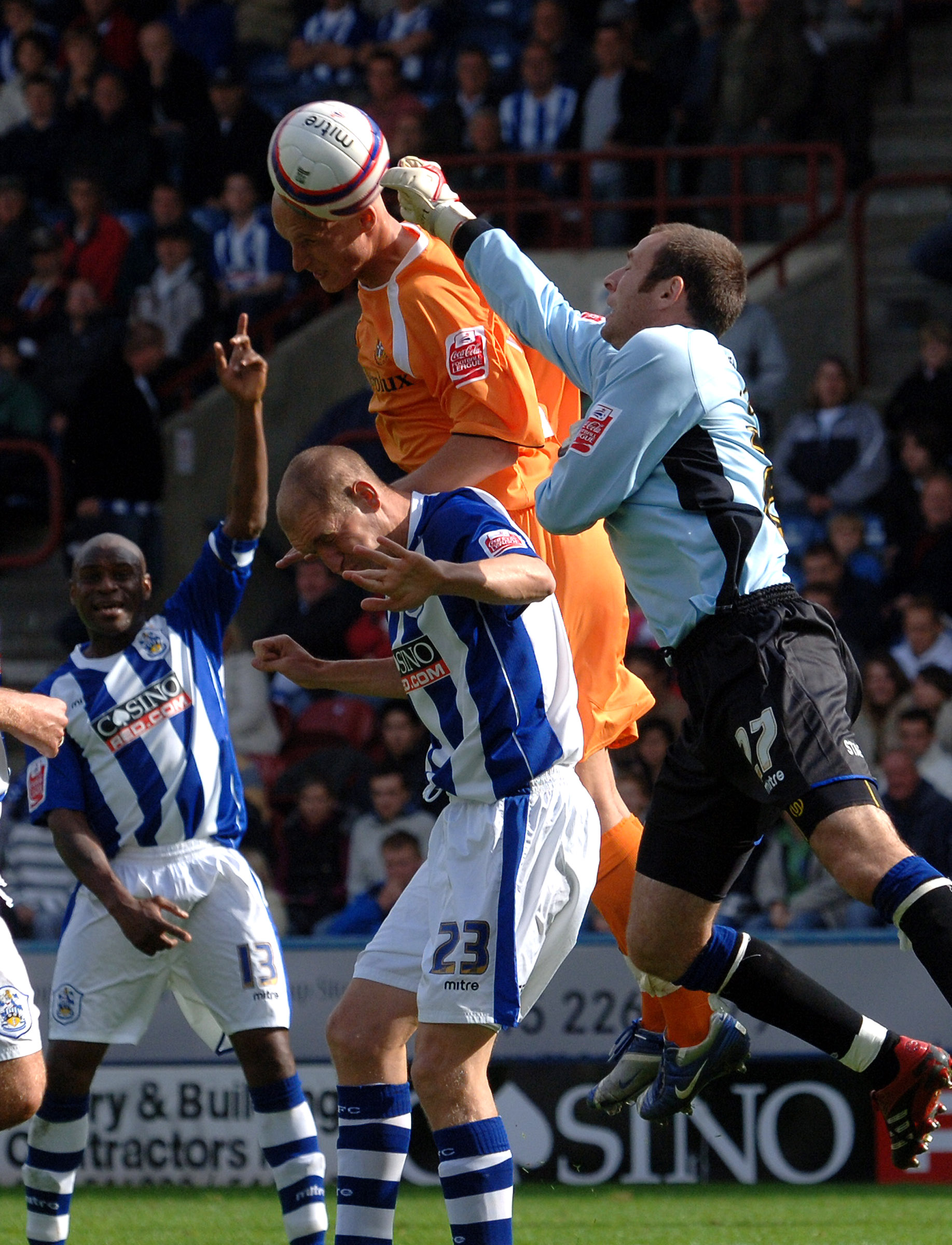 Jaroslaw Fojut | Hatters Heritage | A History of Luton Town FC