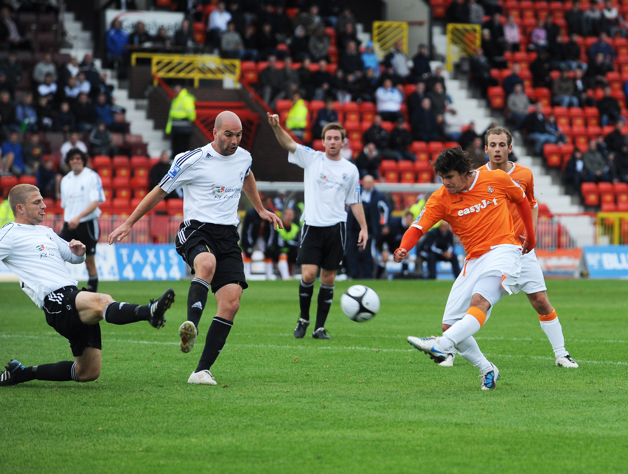 Danny Crow | Hatters Heritage | A History of Luton Town FC