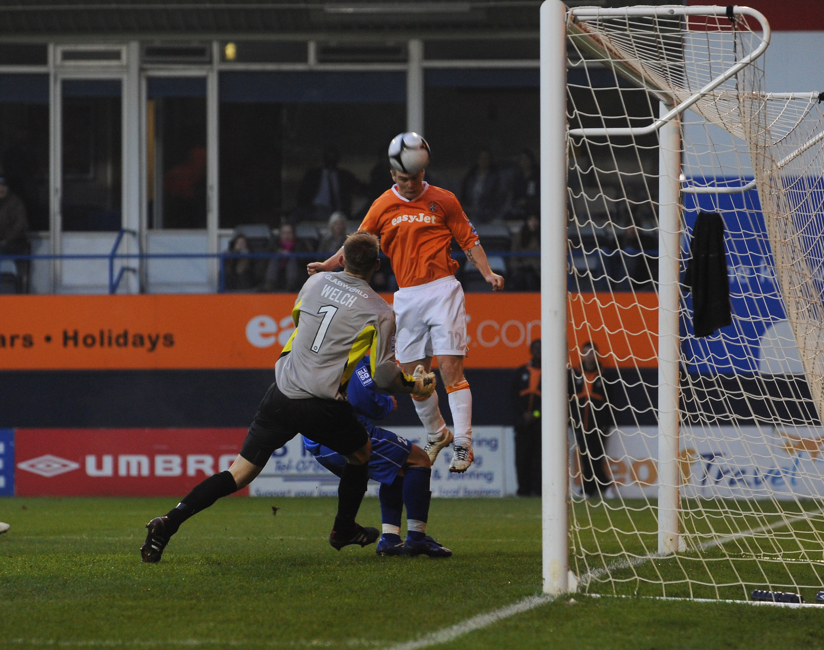 Jason Walker | Hatters Heritage | A History of Luton Town FC