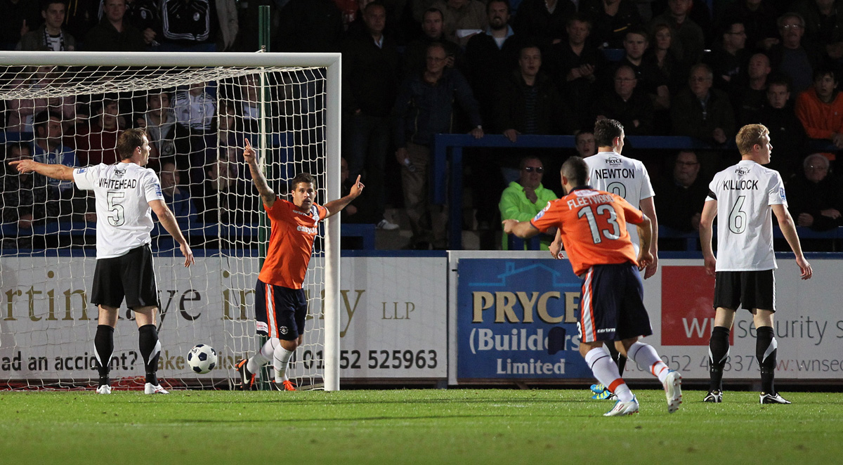 Stuart Fleetwood | Hatters Heritage | A History of Luton Town FC