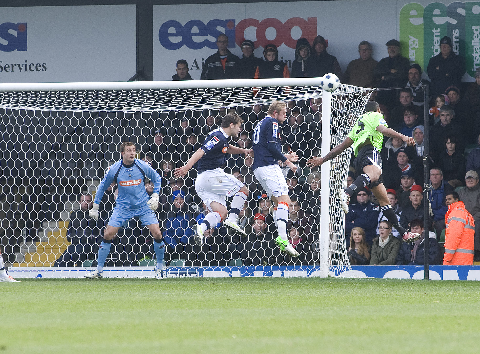Dean Brill | Hatters Heritage | A History of Luton Town FC