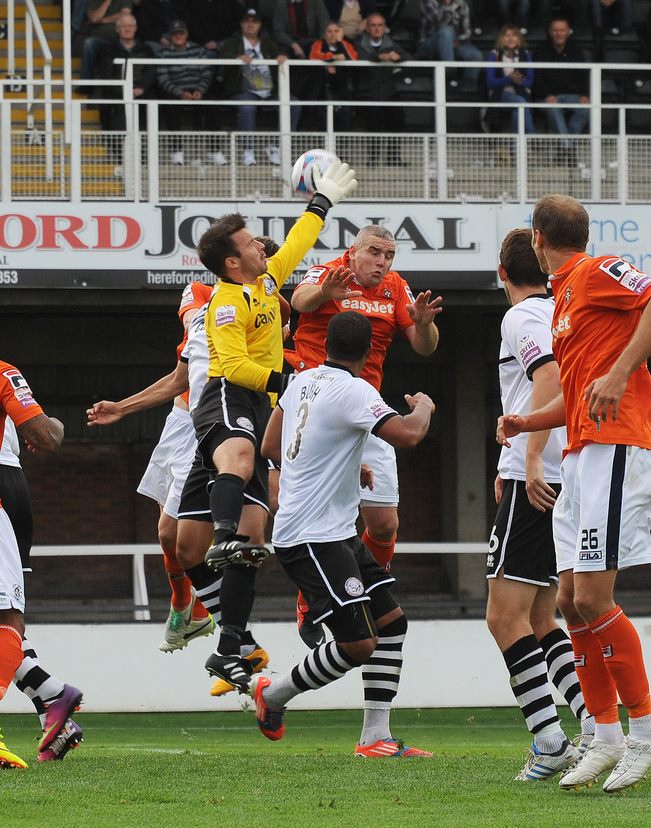 Steve McNulty | Hatters Heritage | A History of Luton Town FC