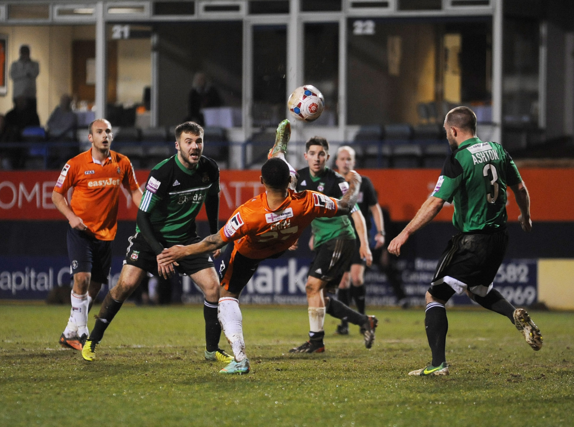 Luton Town FC vs Wrexham (14th Dec 2013) | Hatters Heritage | A History ...