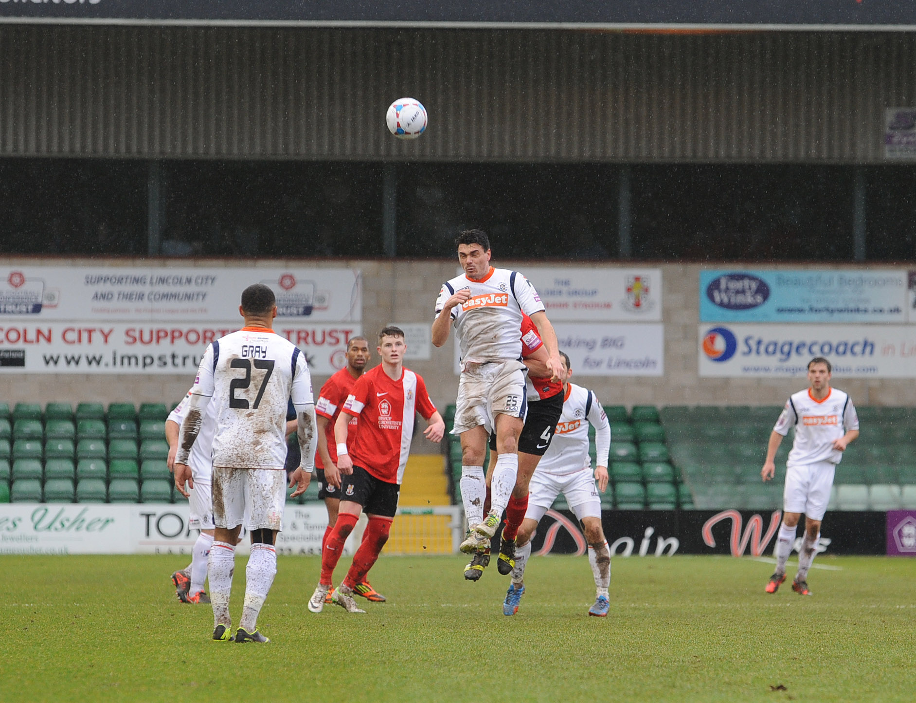 Ronnie Henry | Hatters Heritage | A History of Luton Town FC