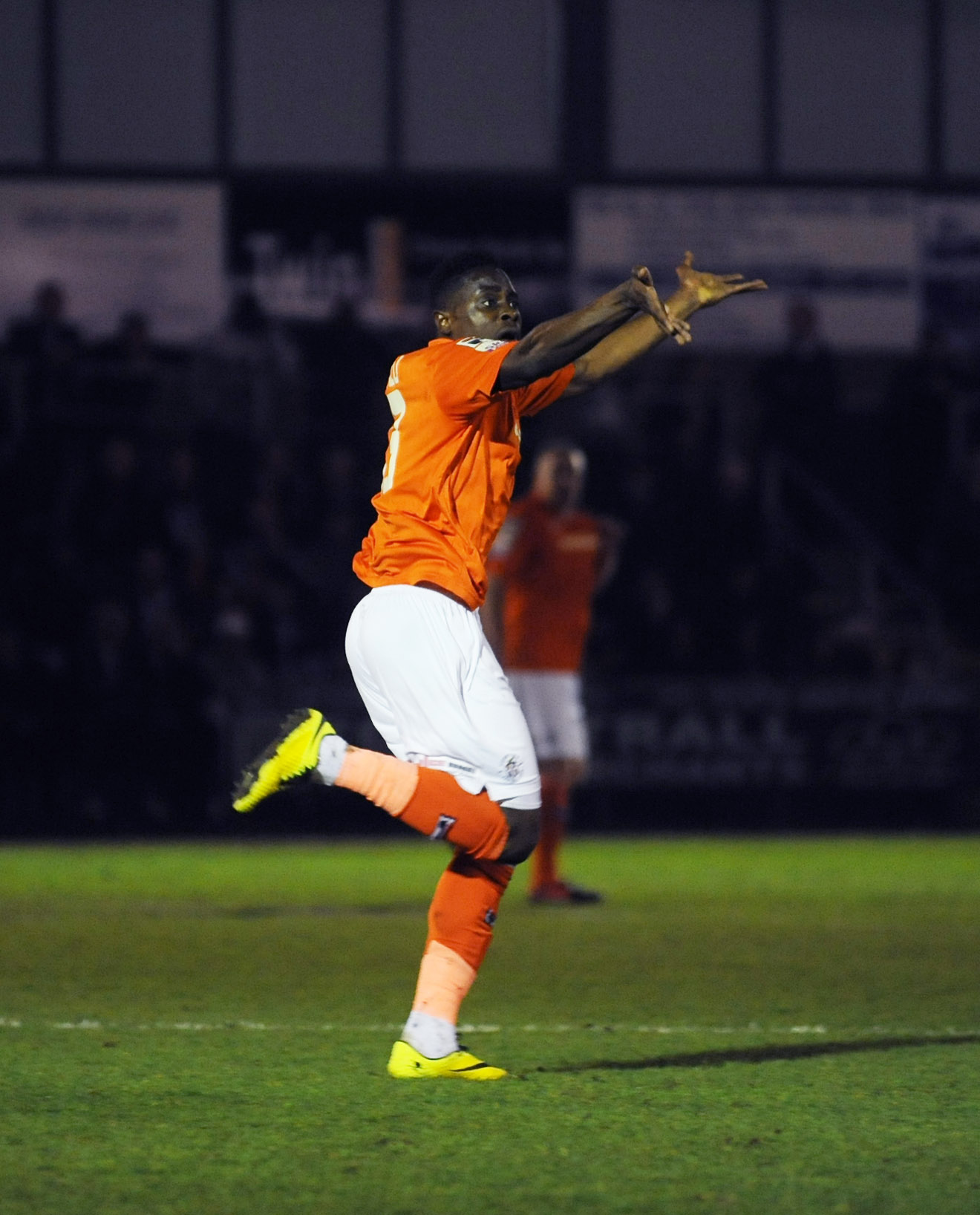 Dartford vs Luton Town FC (1st Apr 2014) | Hatters Heritage | A History ...