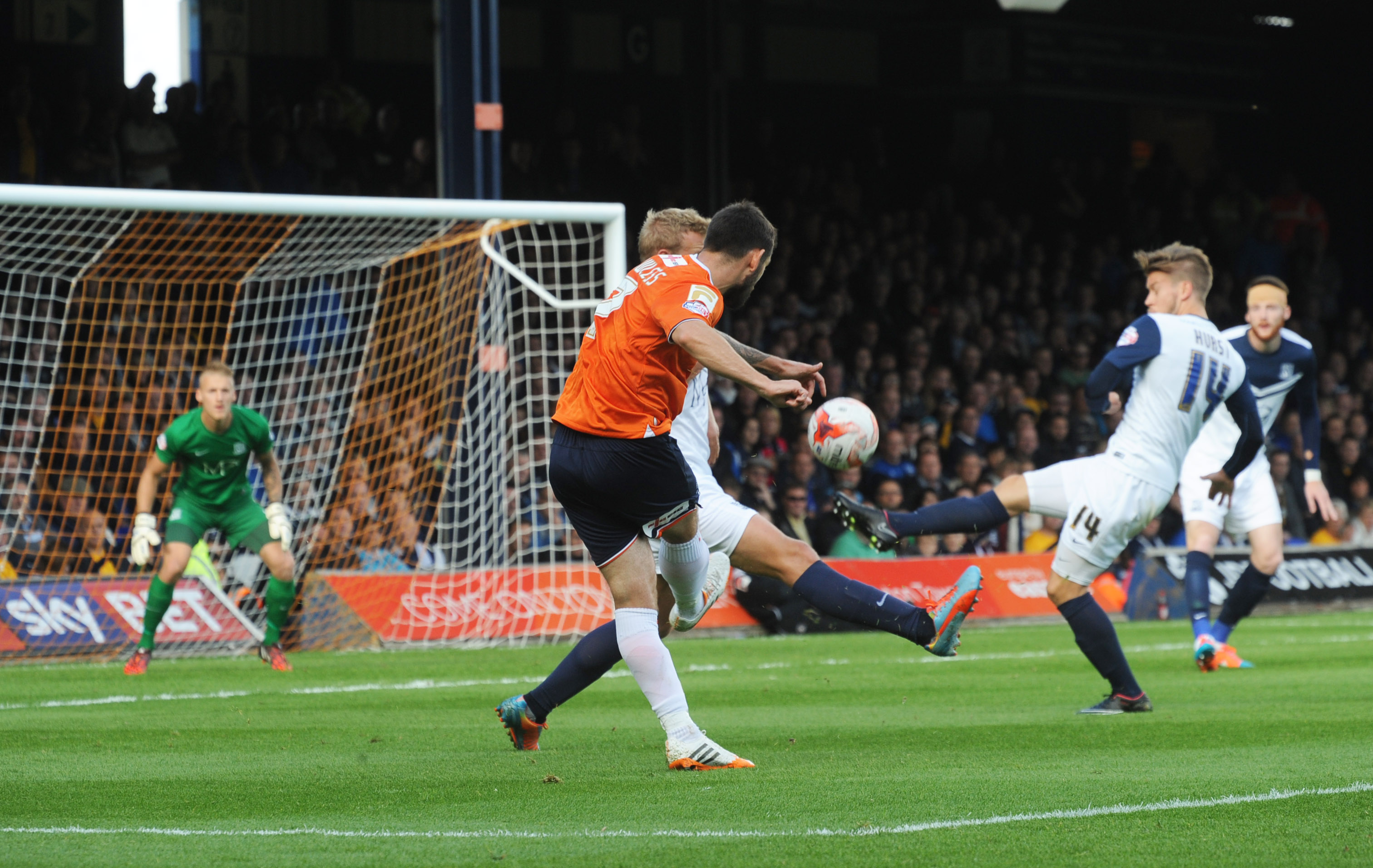 Alex Lawless | Hatters Heritage | A History of Luton Town FC