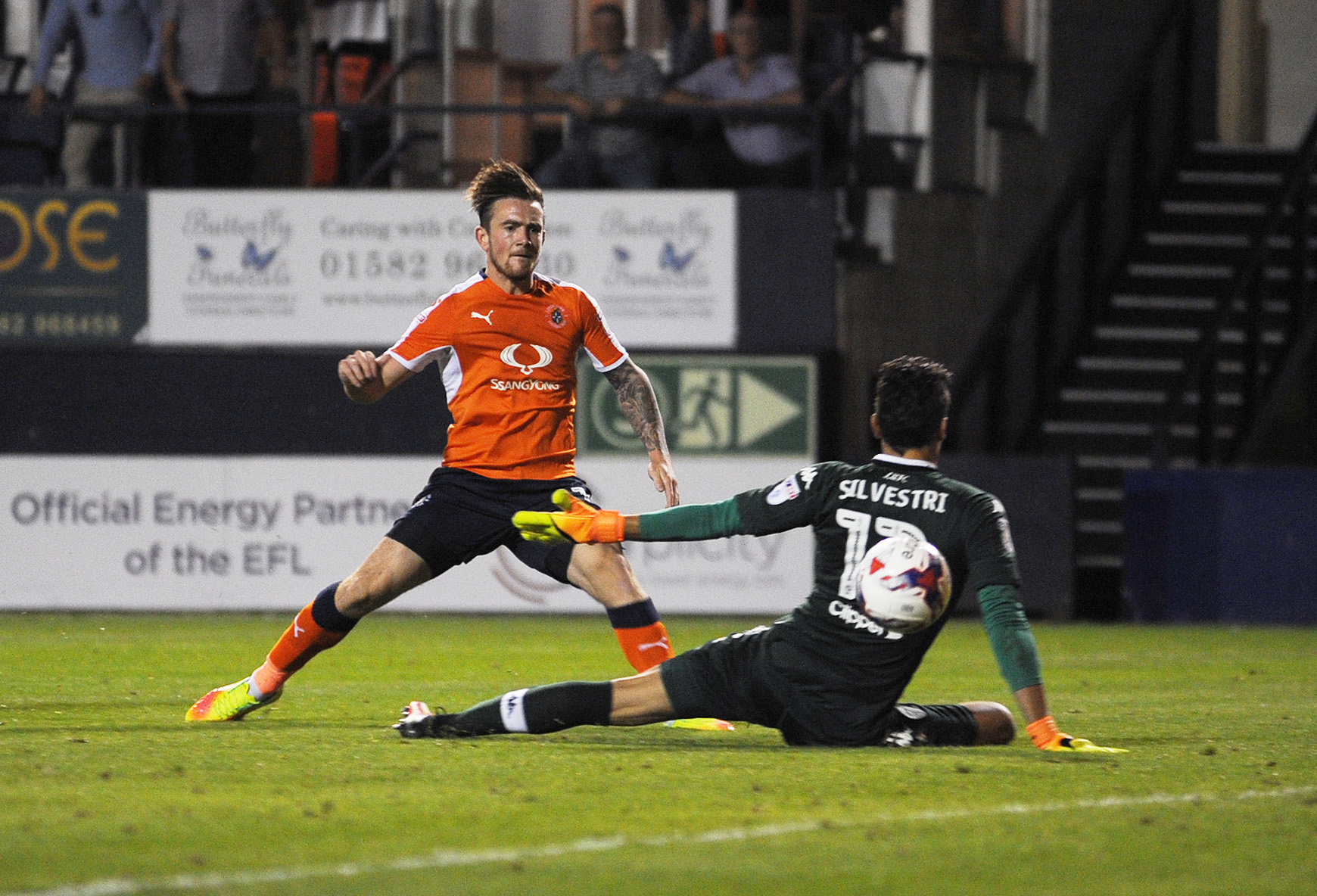 Luton Town FC vs Leeds United (23rd Aug 2016) | Hatters Heritage | A ...