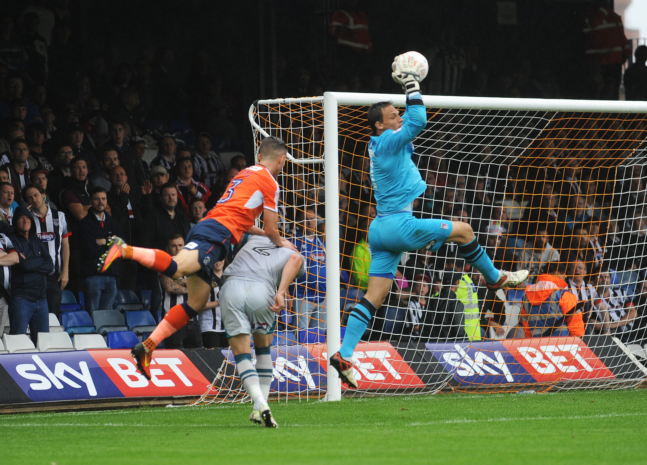 Dan Potts | Hatters Heritage | A History of Luton Town FC