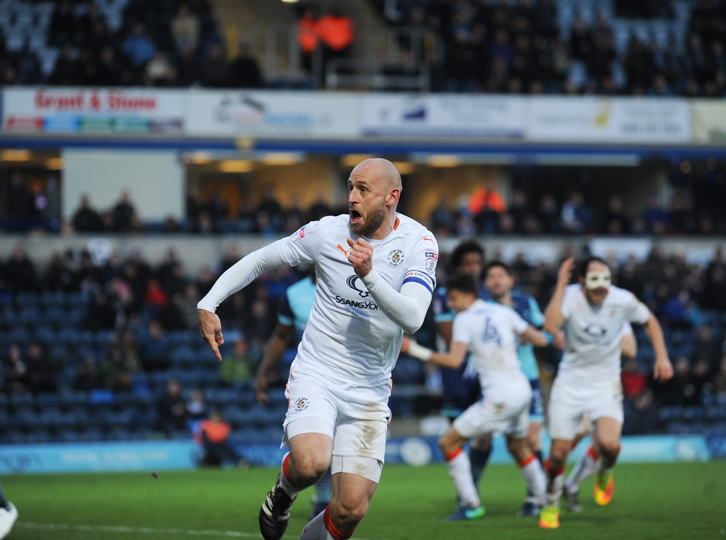 Scott Cuthbert | Hatters Heritage | A History of Luton Town FC