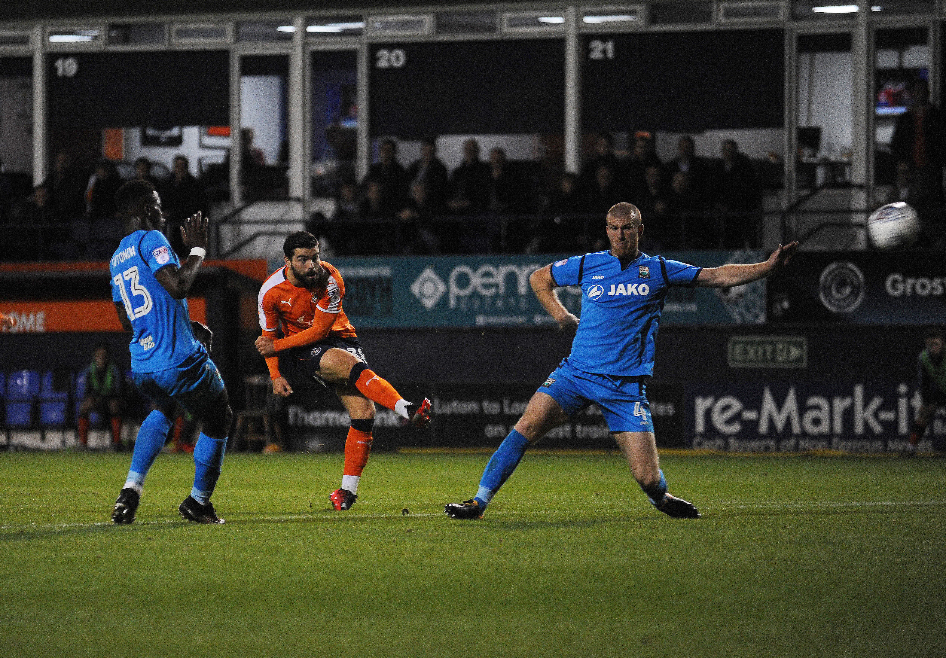 Elliot Lee | Hatters Heritage | A History of Luton Town FC