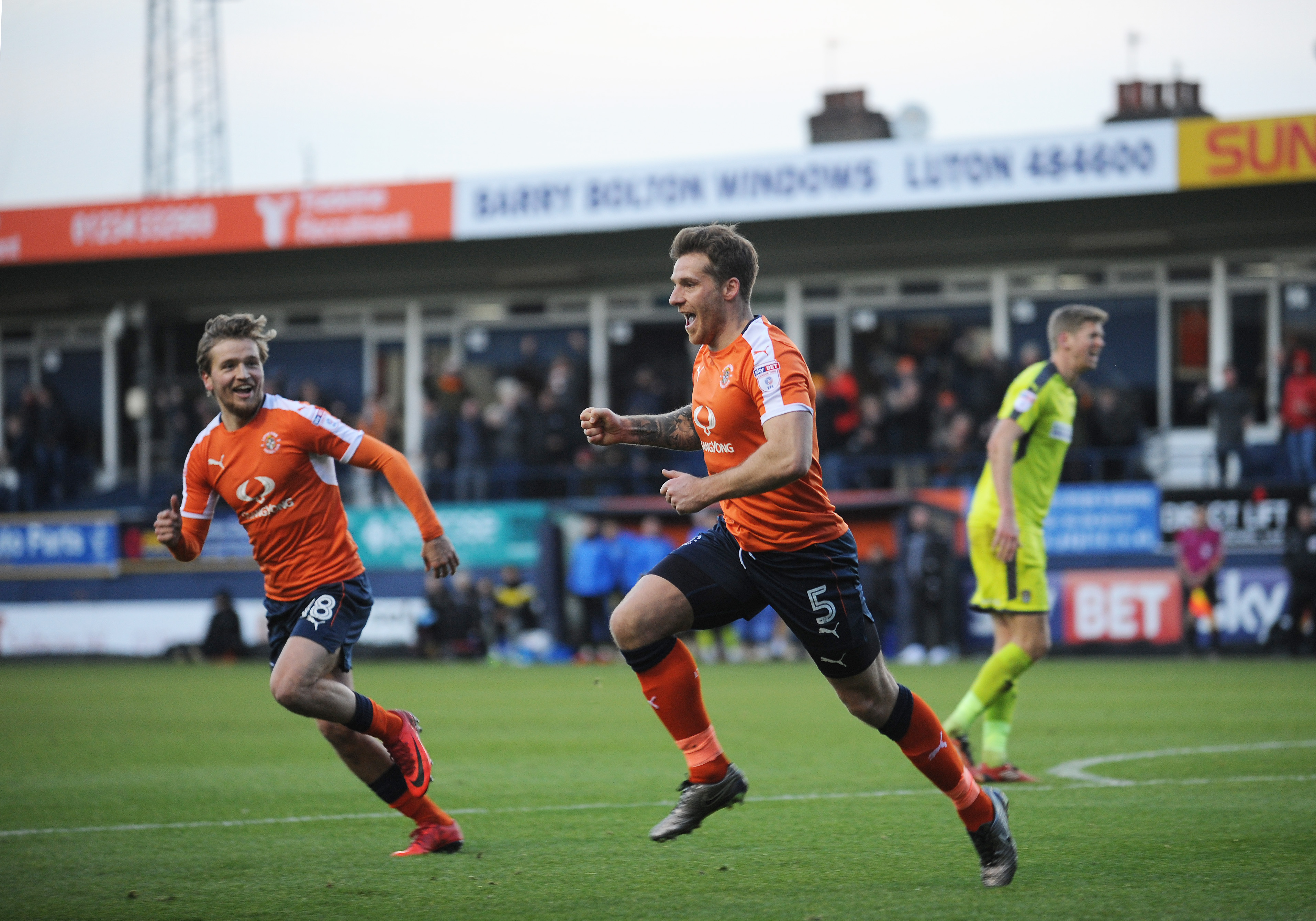 Luton Town FC vs Notts County (9th Dec 2017) | Hatters Heritage | A ...