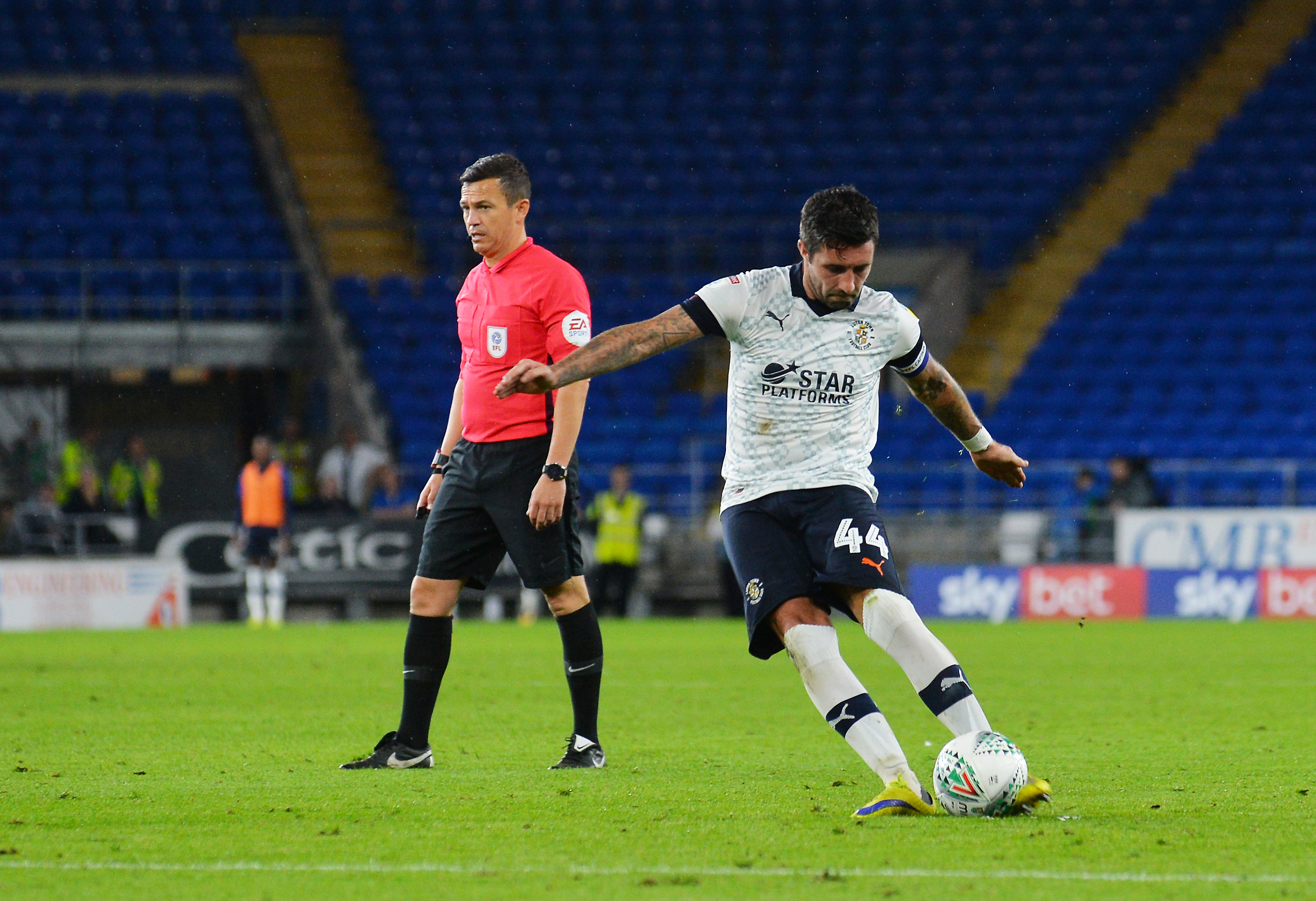 Alan Sheehan | Hatters Heritage | A History of Luton Town FC