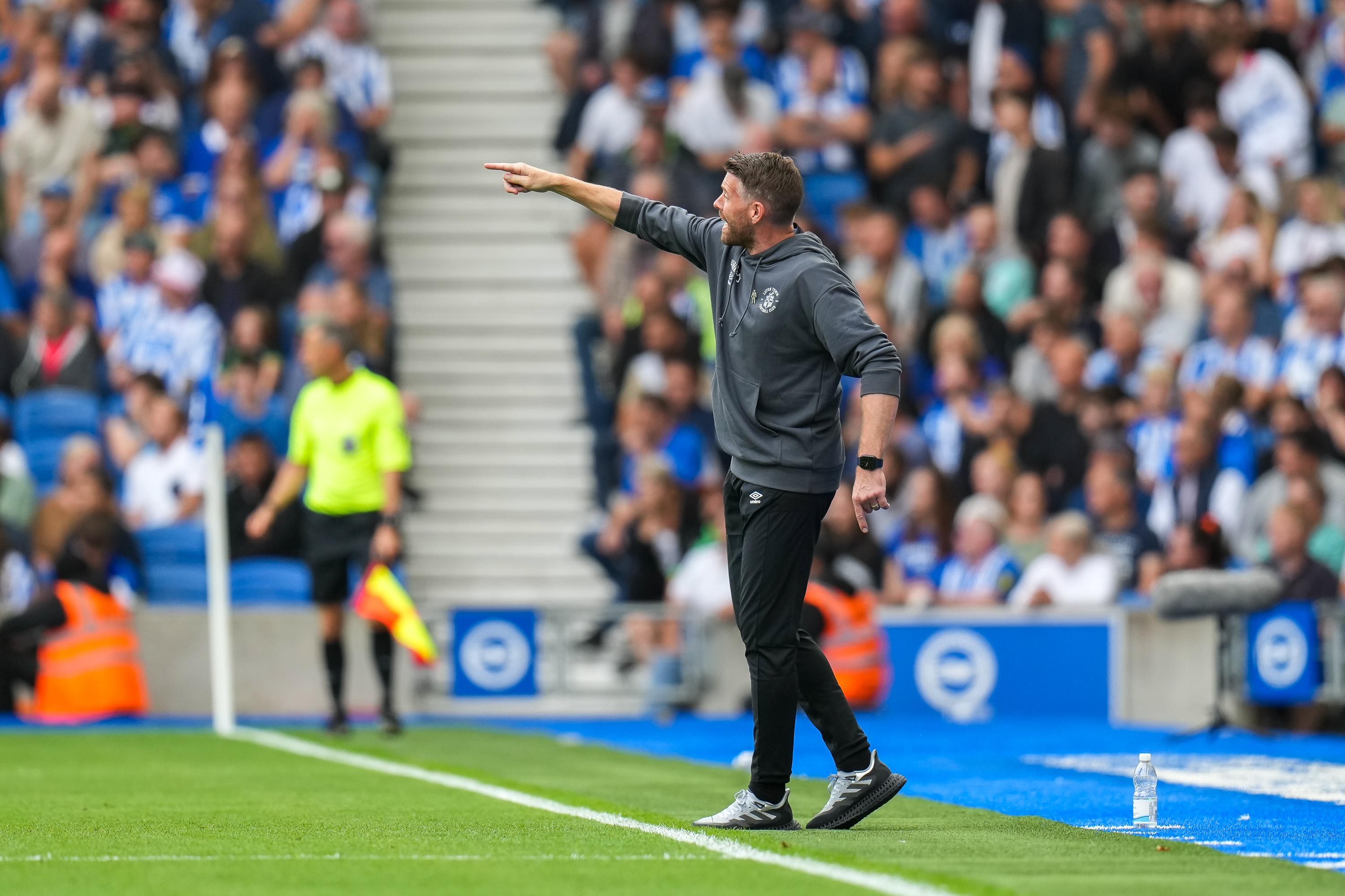 Rob Edwards | Hatters Heritage | A History of Luton Town FC
