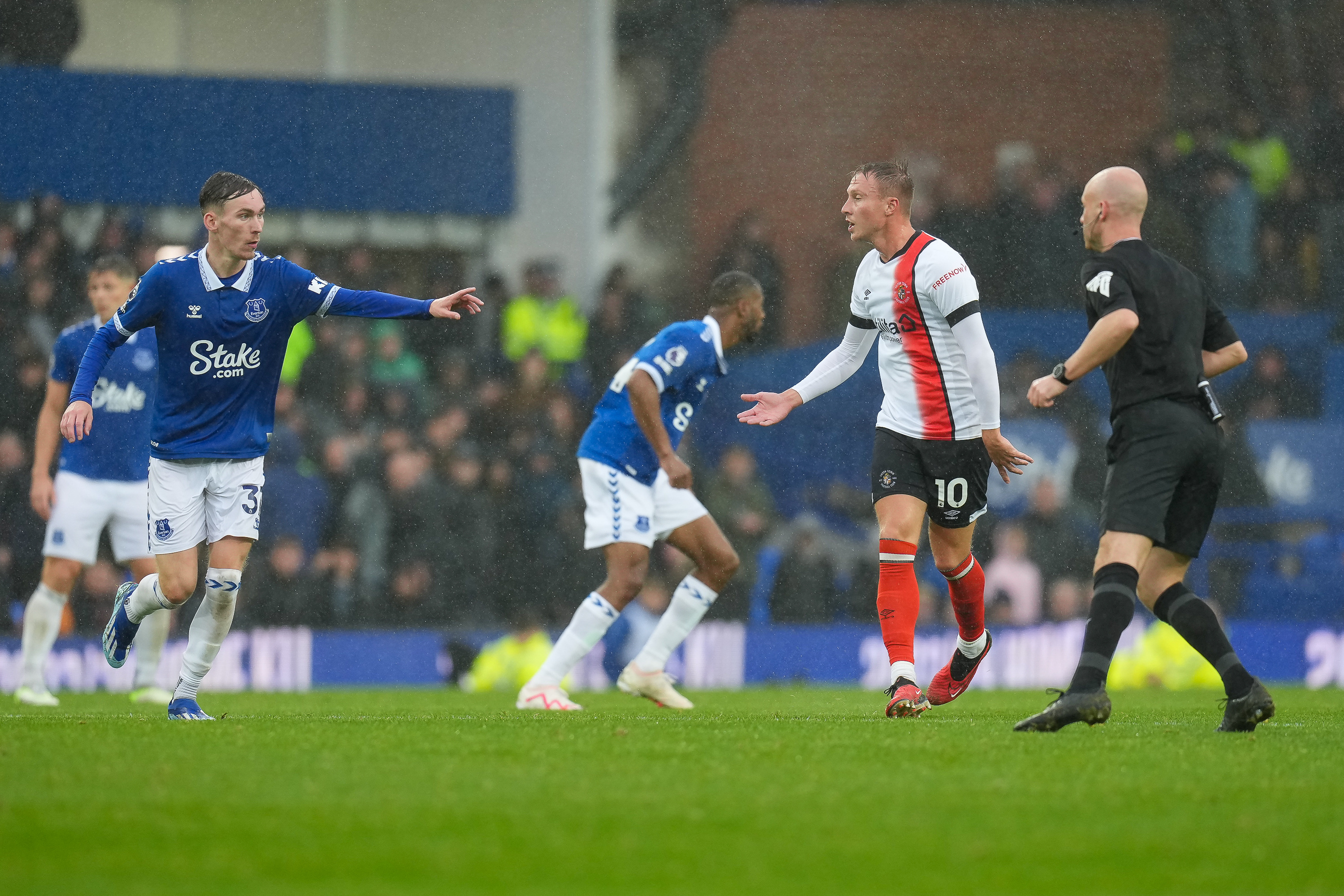 Cauley Woodrow | Hatters Heritage | A History of Luton Town FC