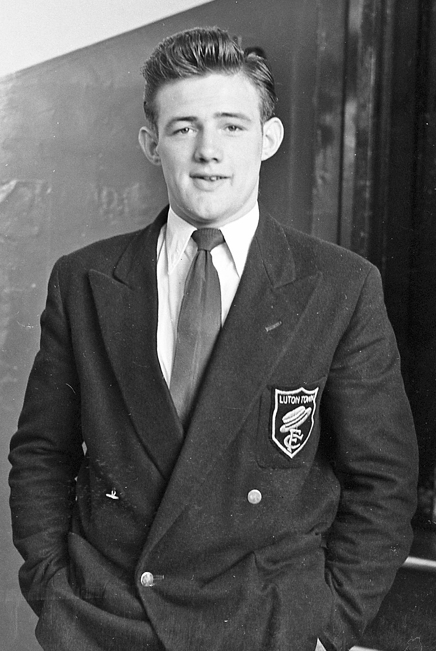 Alan Thompson | Hatters Heritage | A History of Luton Town FC