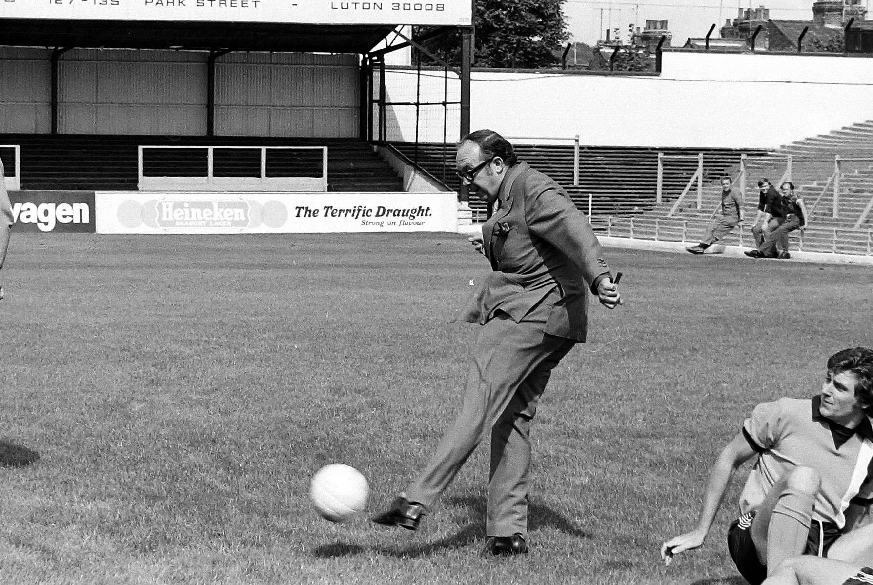 Eric Morecambe | Hatters Heritage | Luton Town FC