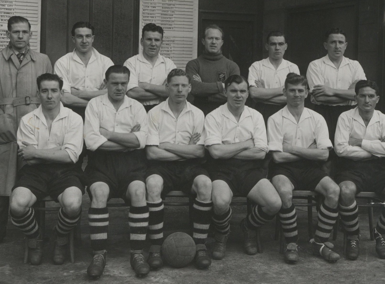Luton Town Team Photo 1950-51 7 | Hatters Heritage | A History of Luton ...