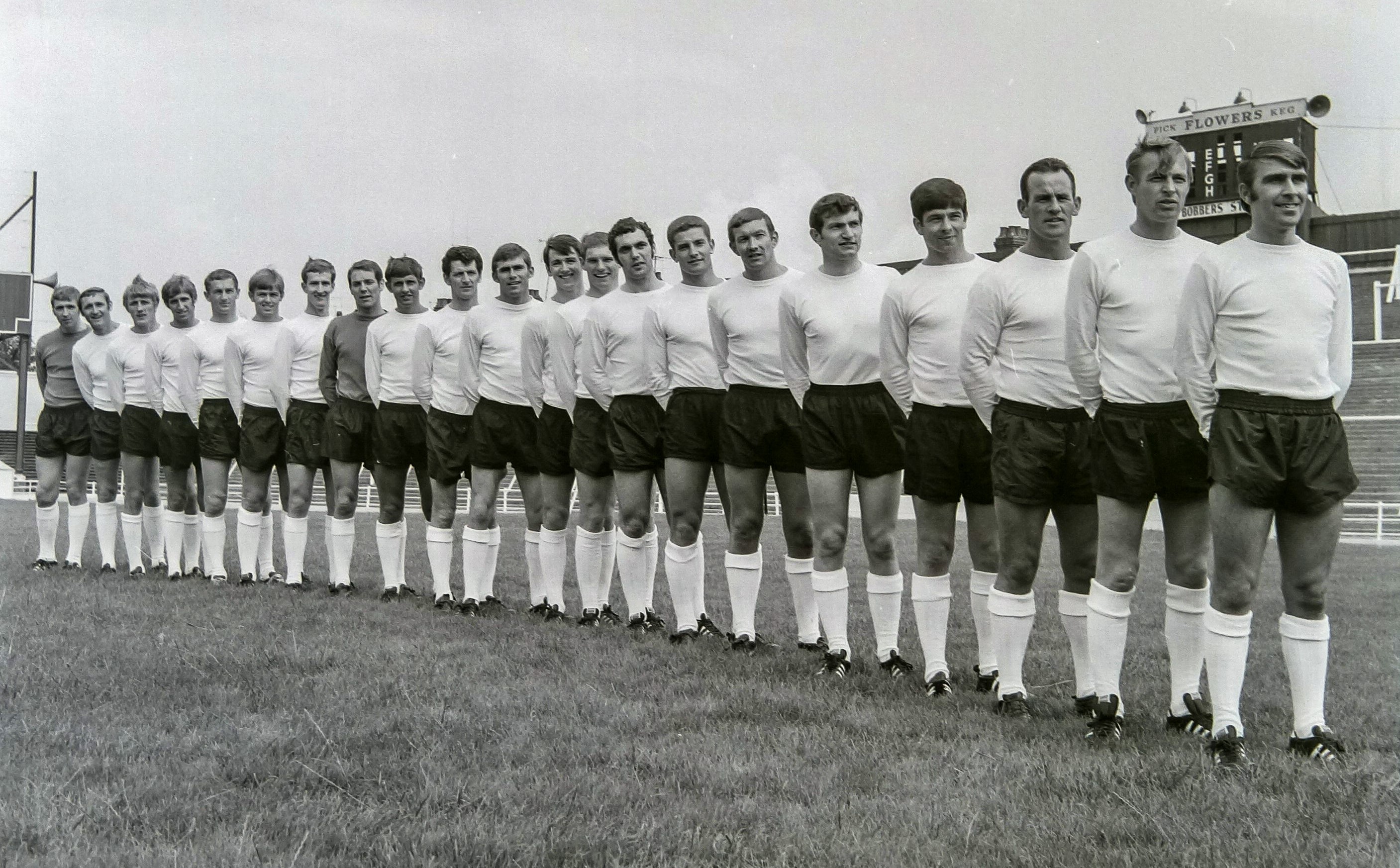 Luton Town Team Photo 1969-70 16 | Hatters Heritage | A History of ...
