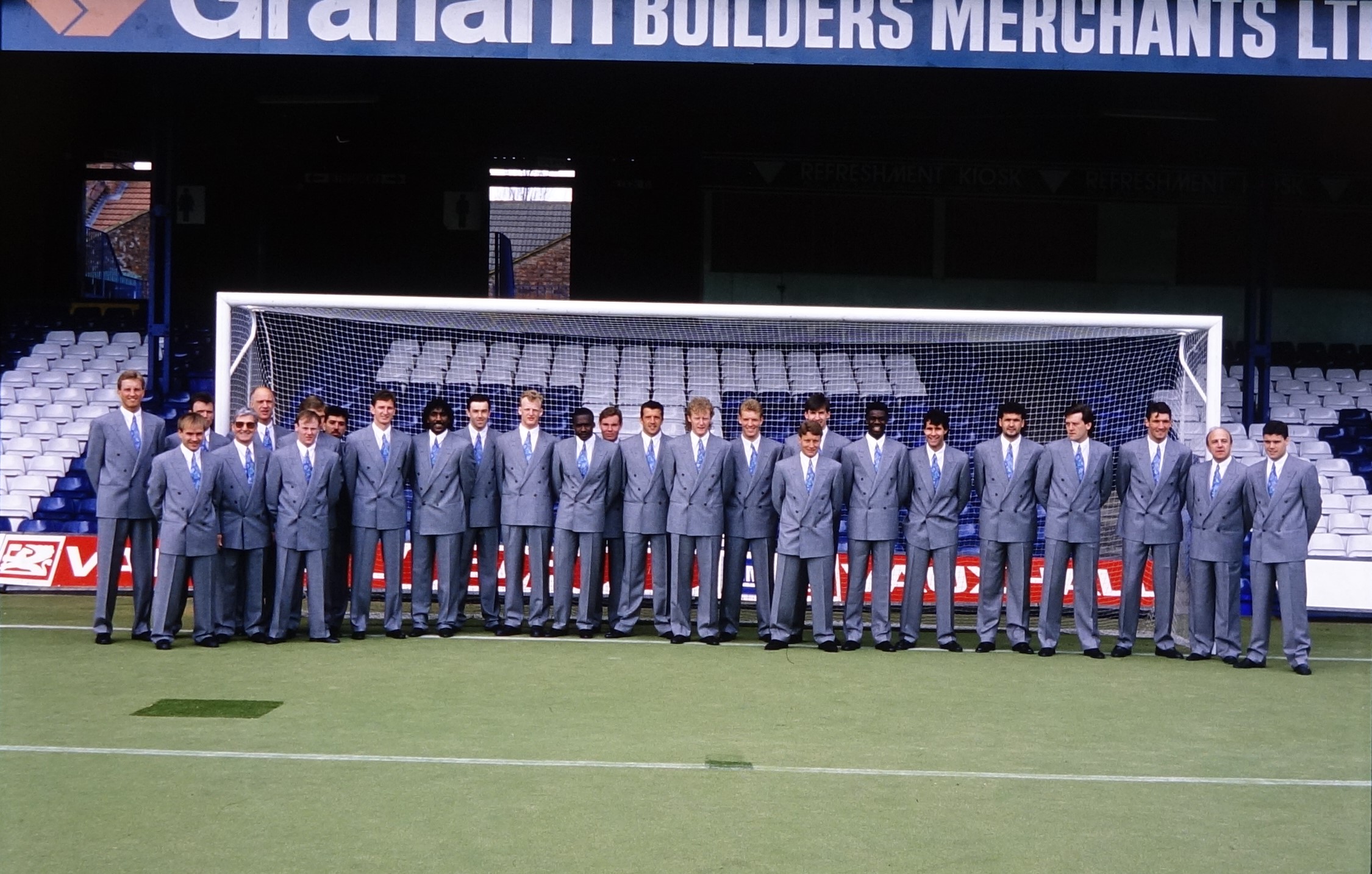 Luton Town Team Photo 1988-89 7 | Hatters Heritage | A History of Luton ...