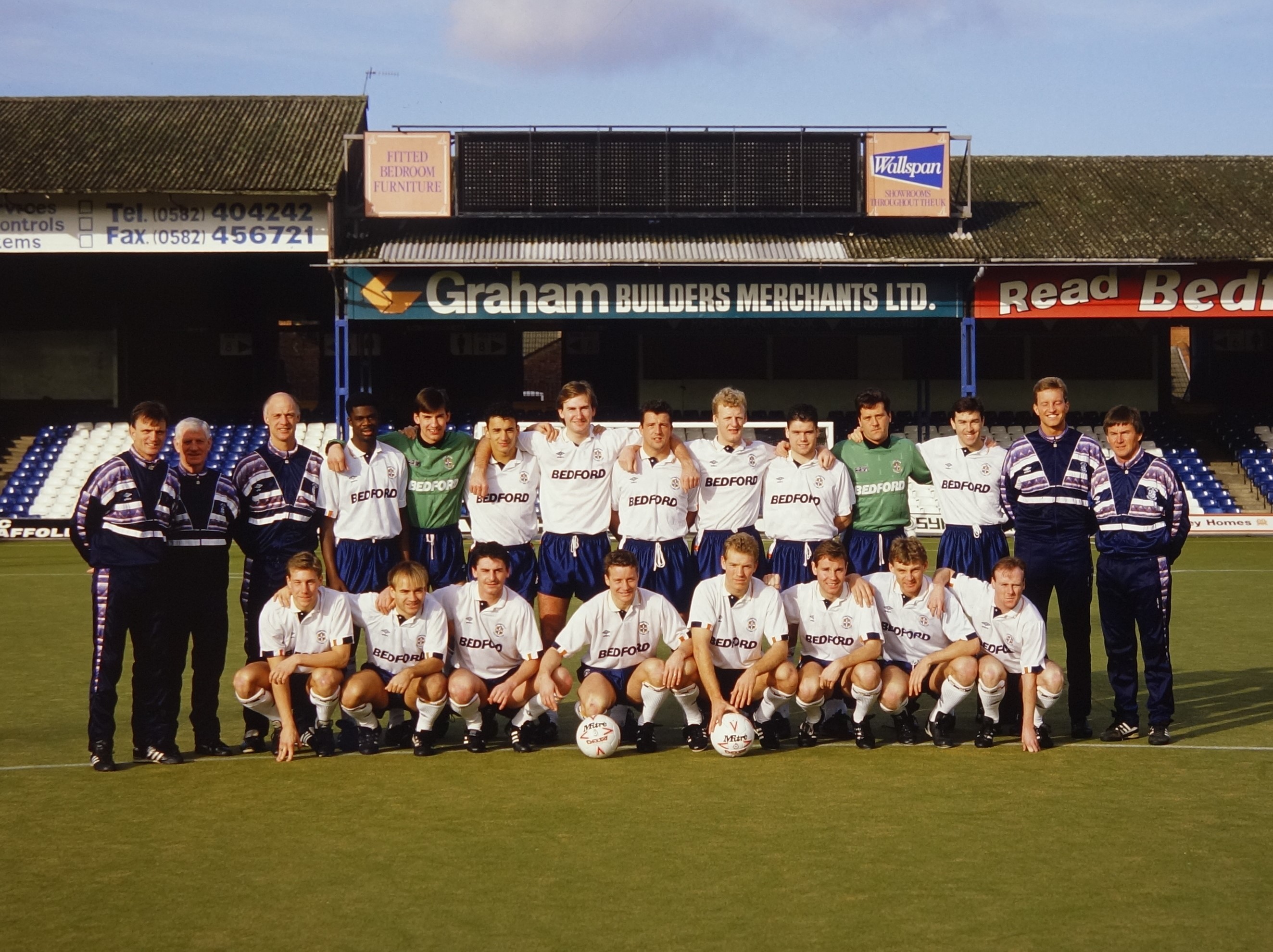 Luton Town Team Photo 1989-90 4 | Hatters Heritage | A History of Luton ...