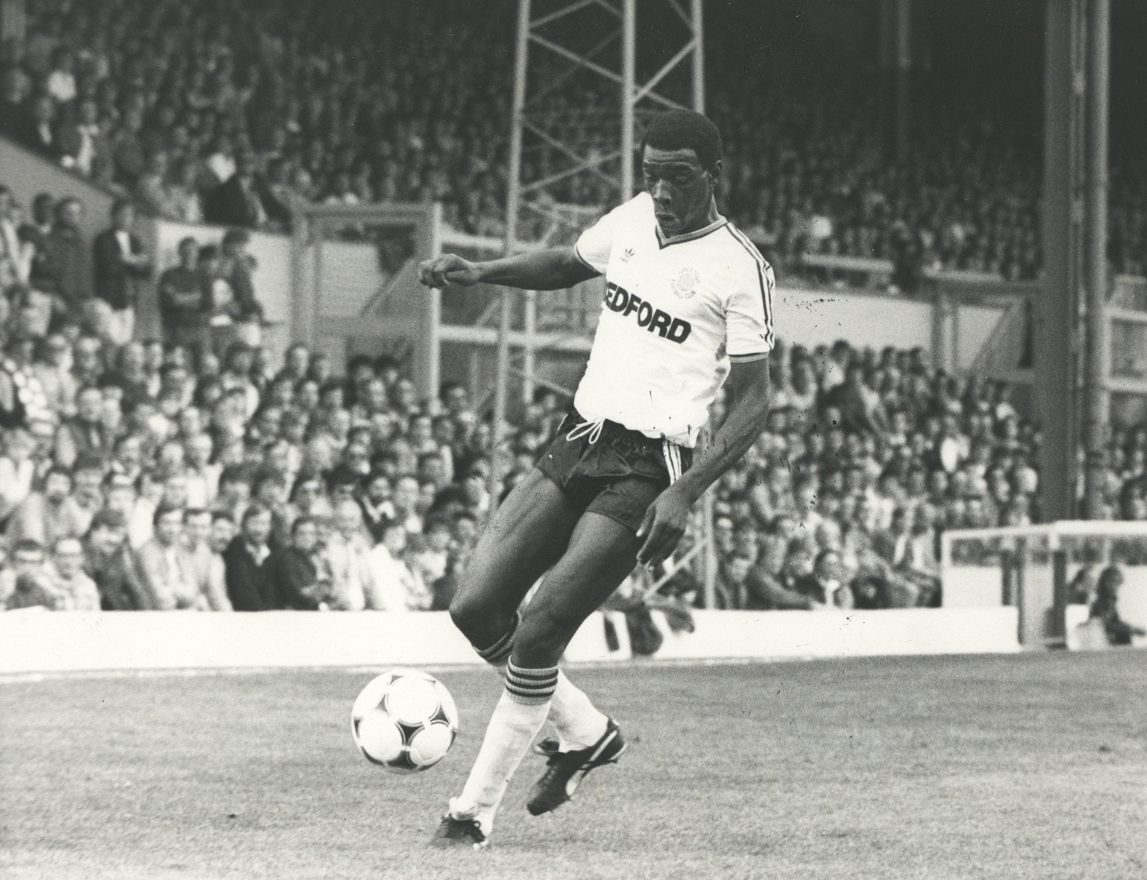 Mitchell Thomas | Hatters Heritage | A History of Luton Town FC