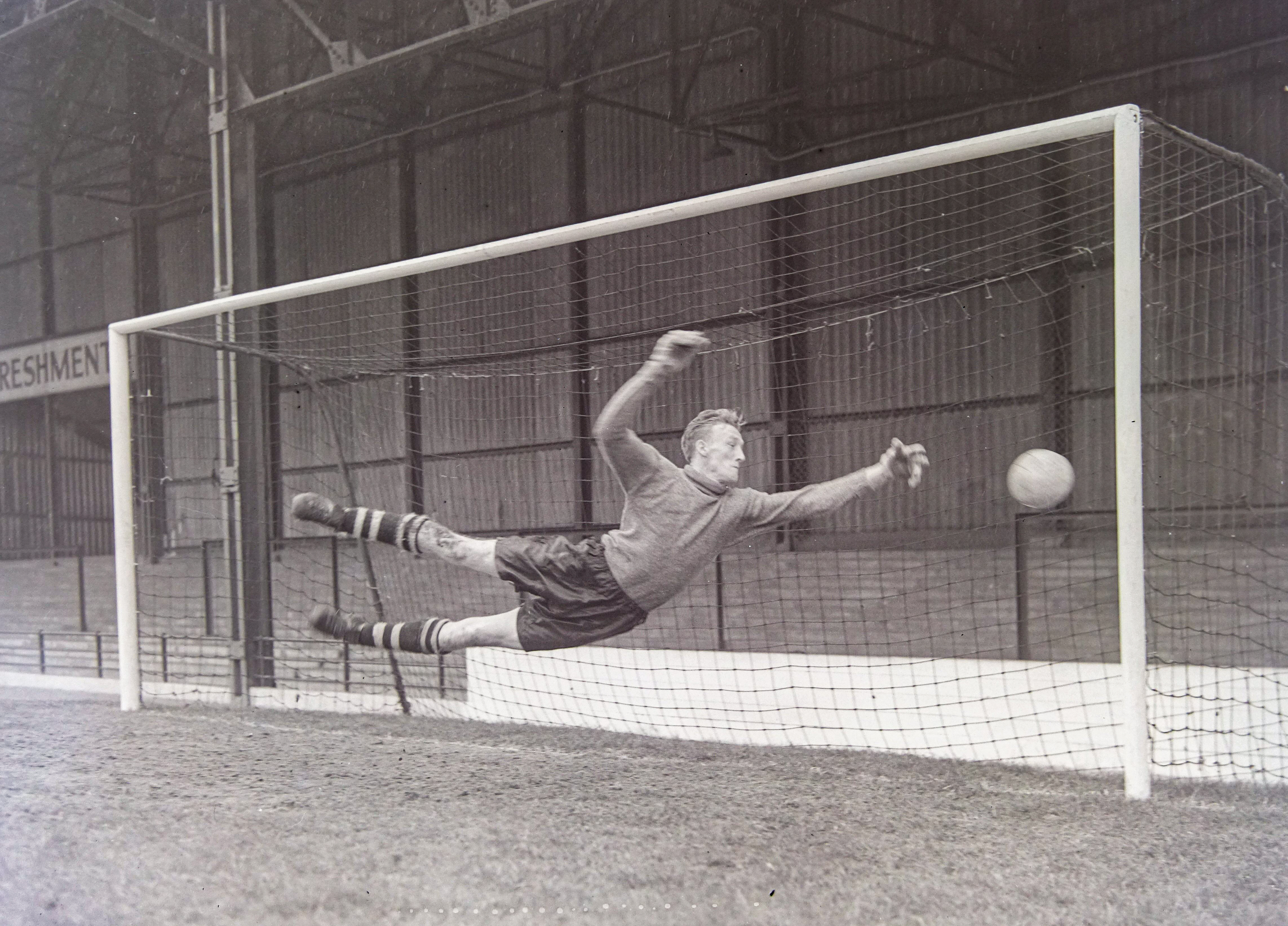 Ron Baynham | Hatters Heritage | A History of Luton Town FC