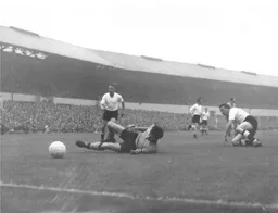 Wolverhampton Wanderers vs Luton Town FC (29th Aug 1956) | Hatters ...