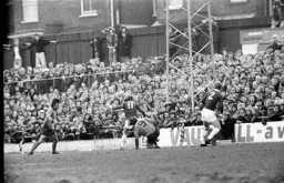 Luton Town FC vs Leicester City (16th Feb 1974) | Hatters Heritage | A ...