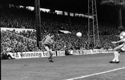 Luton Town FC vs Queens Park Rangers (31st Aug 1974) | Hatters Heritage ...