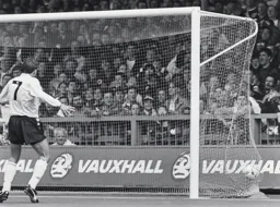 Luton Town FC vs Derby County (11th May 1991) | Hatters Heritage | A ...